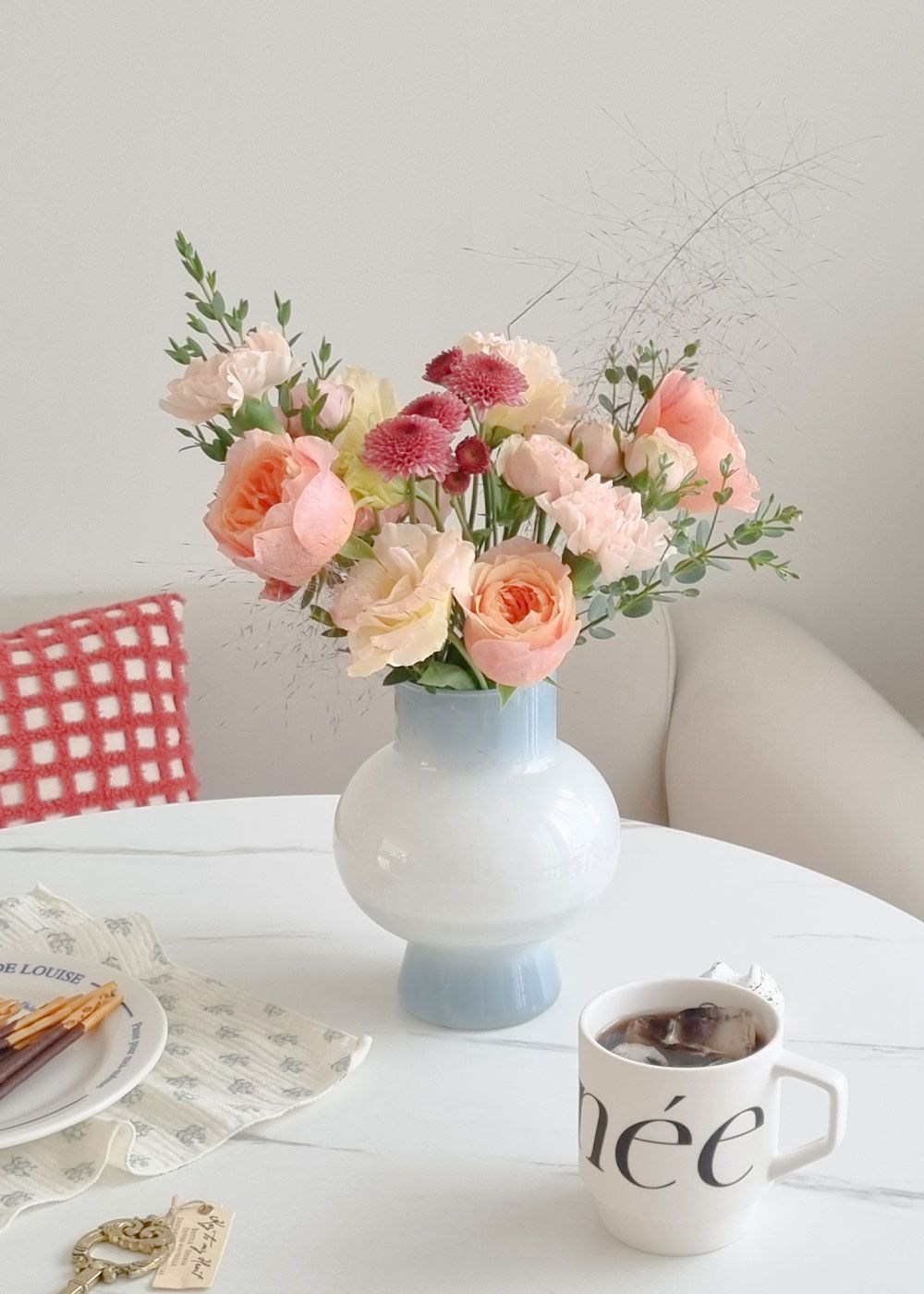 [80's Retro Edition] Ari Blue Vase